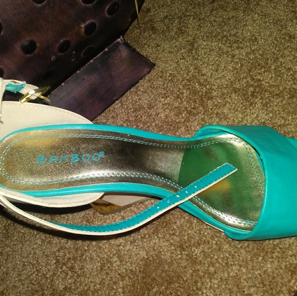 BAMBOO | Shoes | Bamboo Wedge Sandals | Poshmark